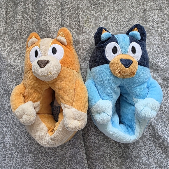 Bluey | Shoes | Bluey And Bingo Kids Slippers | Poshmark